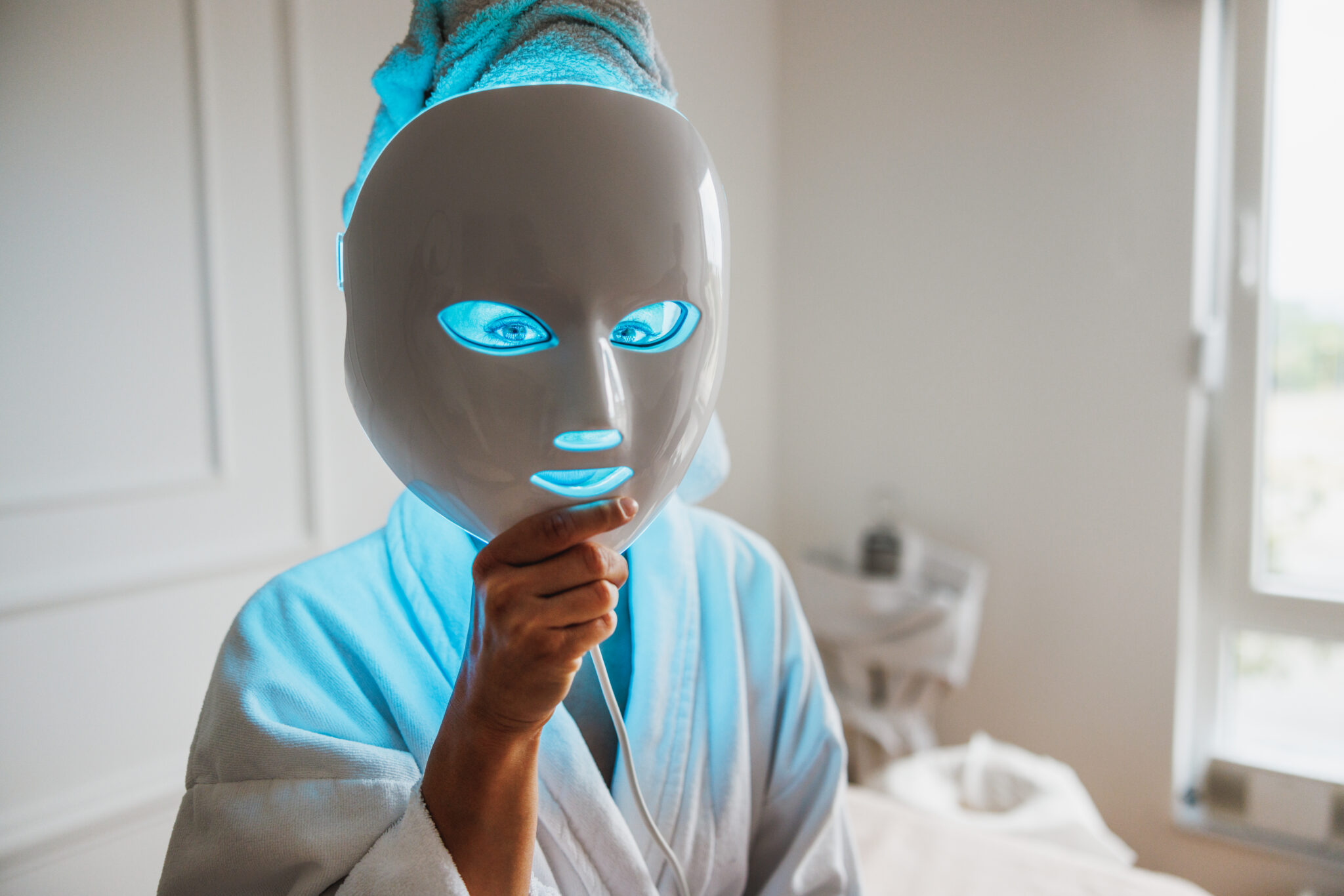 LED Light Therapy Masks: Ο πλήρης οδηγός για Red, Blue, Yellow & όλα τα ...